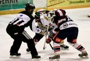 What Is a Point in Hockey? Earning Them as a Player and Team - Coaching ...