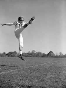 What Is a Punt in Football? Everything You Need to Know - Coaching Kidz