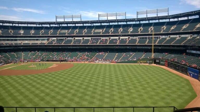 What Is an Intentional Walk in Baseball? The Ultimate Guide - Coaching Kidz