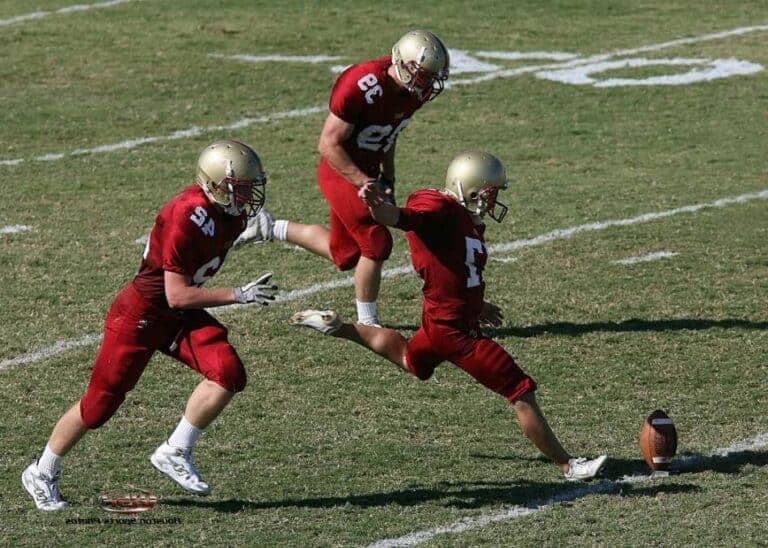 What Are Special Teams in Football? A Complete Guide - Coaching Kidz